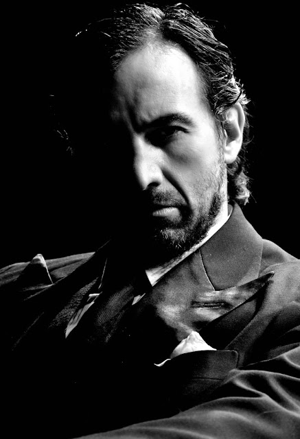 ENTREVISTA: Charles Fricks, o vencedor do Prêmio Shell de melhor ator ...